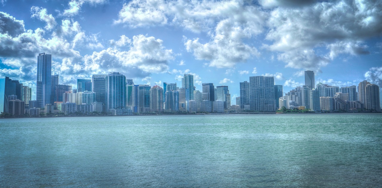Why Move To Miami Florida - Bill Lentis Media